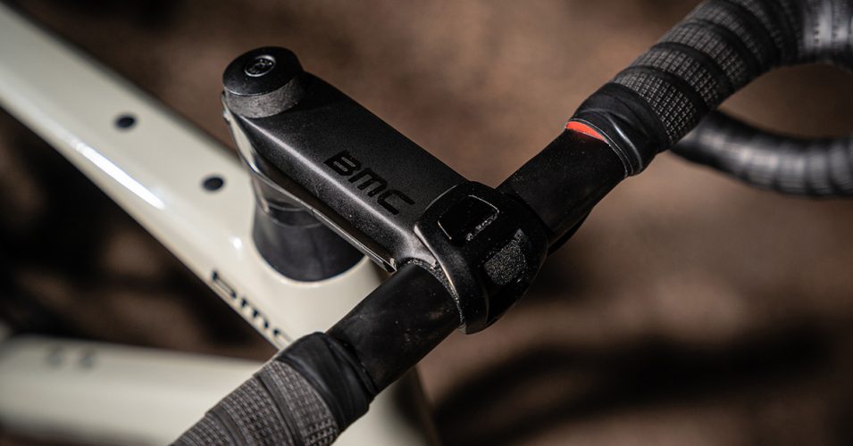 FAST BIKE FRIDAY - BMC ROADMACHINE 01 THREE 2021 - Wheelbase