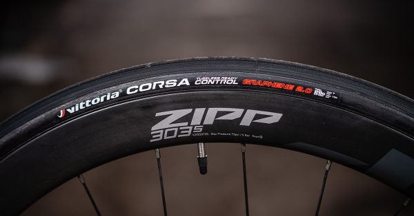 FAST BIKE FRIDAY - BMC ROADMACHINE 01 THREE 2021 - Wheelbase