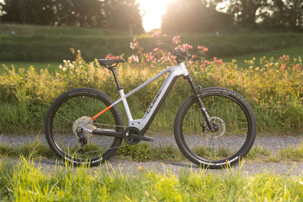 Cube Reaction Hybrid Bikes Sale | Cube Reaction Hybrid - Wheelbase