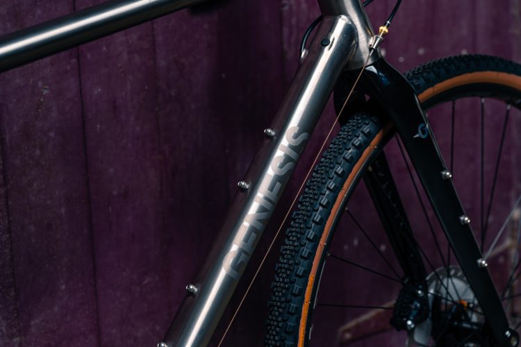 GENESIS CROIX DE FER TI - PRODUCT FEATURE