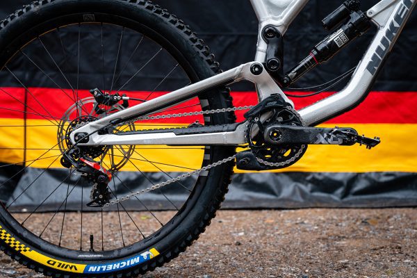 DAN BOOKER’S NUKEPROOF DISSENT 297 - BIKE CHECK