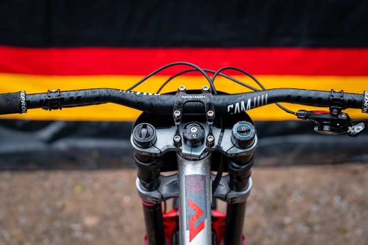 DAN BOOKER’S NUKEPROOF DISSENT 297 - BIKE CHECK