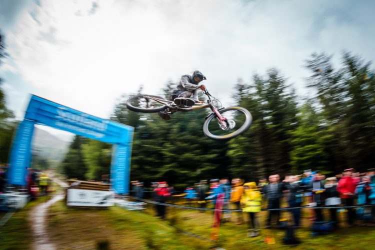 DAN BOOKER’S NUKEPROOF DISSENT 297 - BIKE CHECK