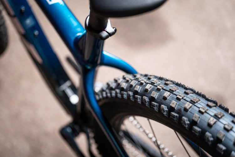 TREK ROSCOE 8 - PRODUCT FEATURE
