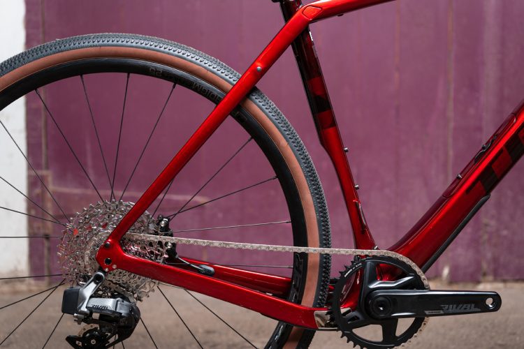 TREK CHECKPOINT SL6 eTAP - PRODUCT FEATURE