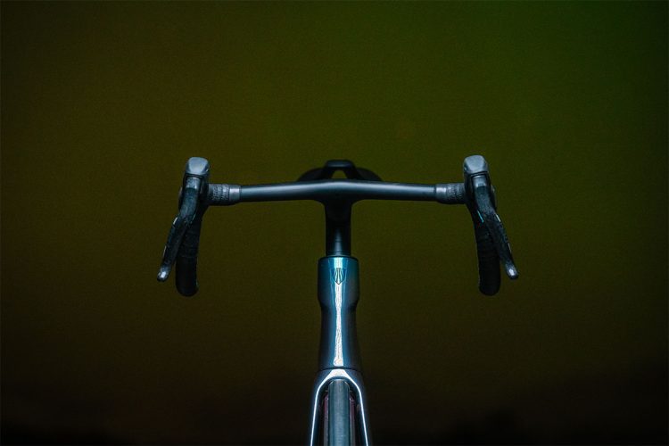 Trek Madone SLR 9 AXS GEN 8 2025 | Interstellar - Wheelbase